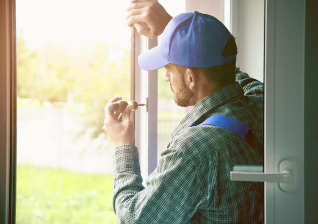 7 Signs It’s Time to Replace Your Windows - Solar Window & Door Inc.